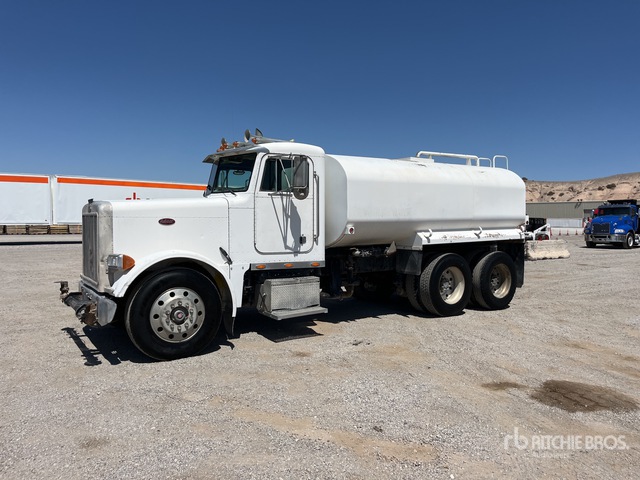 1992 Peterbilt 379 4000 gal 6x4 Water Truck | Ritchie Bros. Auctioneers
