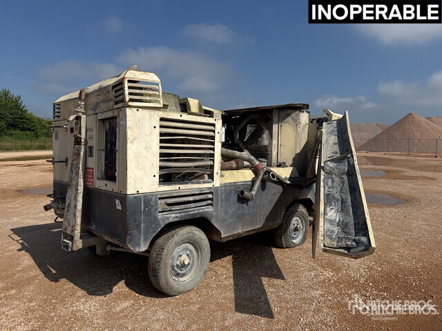 2011 Doosan 12/235 Compresseur A Air 2 Essieux T/A Air Compressor ...