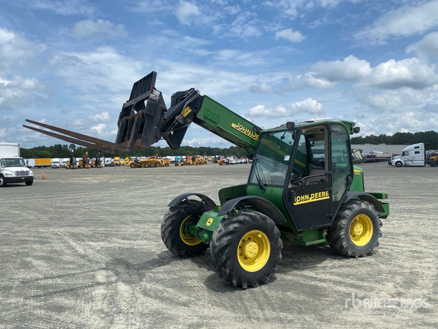2002 John Deere 3200 Telehandler | Ritchie Bros. Auctioneers