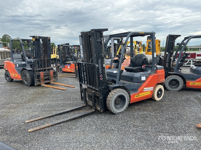 2022 Toyota 50-8FGU25 4500 lb Pneumatic Tire Forklift | Ritchie Bros ...