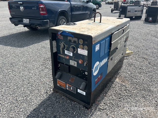 2005 Miller D502DX 5+4 500 A Skid-Mounted Stick Engine Driven Welder ...