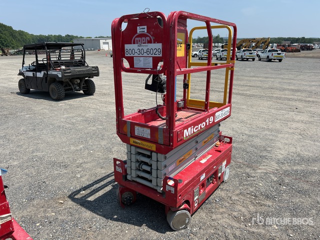 2021 MEC Micro 19 Electric Scissor Lift | Ritchie Bros. Auctioneers