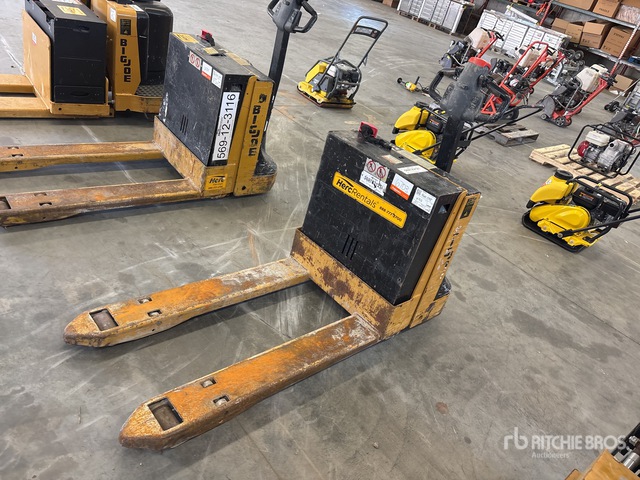 2021 Big Joe WPT45 4500 lb Pallet Jack | Ritchie Bros. Auctioneers
