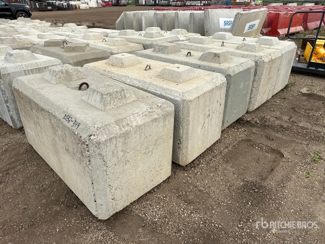 Quantity of (5) Lock Blocks | Ritchie Bros. Auctioneers