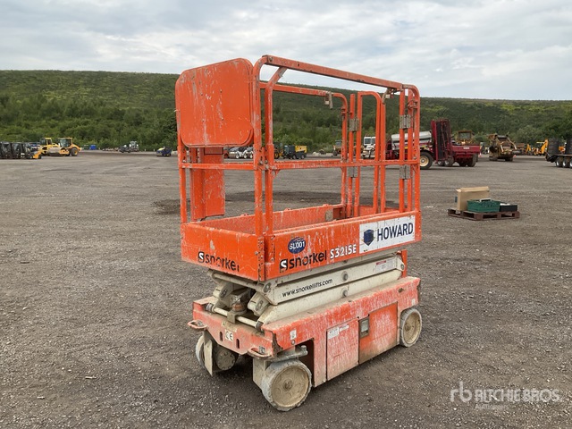 2020 Snorkel S3215E Electric Scissor Lift | Ritchie Bros. Auctioneers