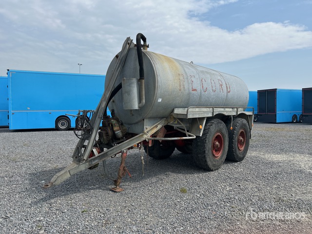 1985 RECORD V1201 Manure Tank | Ritchie Bros. Auctioneers