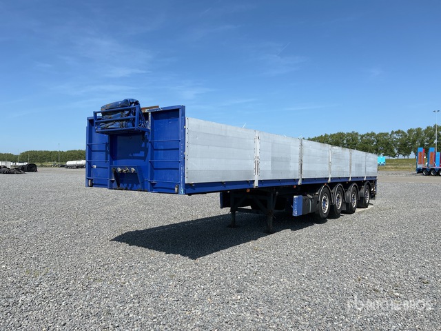 2004 KWB P504STIH Quad/A Flatbed Trailer | Ritchie Bros. Auctioneers