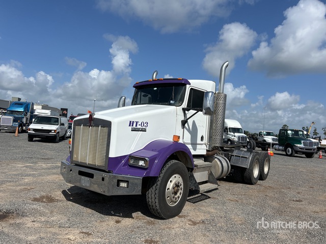 2004 Kenworth T800 6x4 T/A Day Cab Truck Tractor | Ritchie Bros. Auctioneers