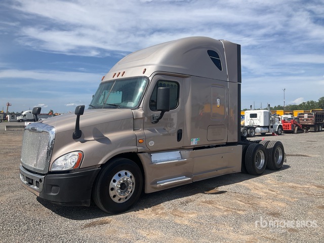 2015 Freightliner Cascadia 125 6x2 T/A Sleeper Truck Tractor | Ritchie ...