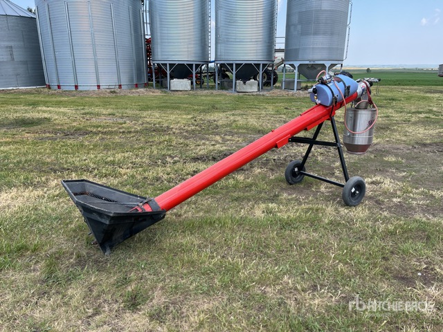 Custom Built Circle King Auger w/Seed Treater | Ritchie Bros. Auctioneers