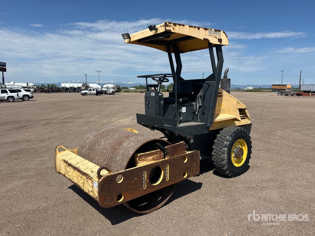 2008 Bomag BW145D3 Smooth Drum Compactor | Ritchie Bros. Auctioneers