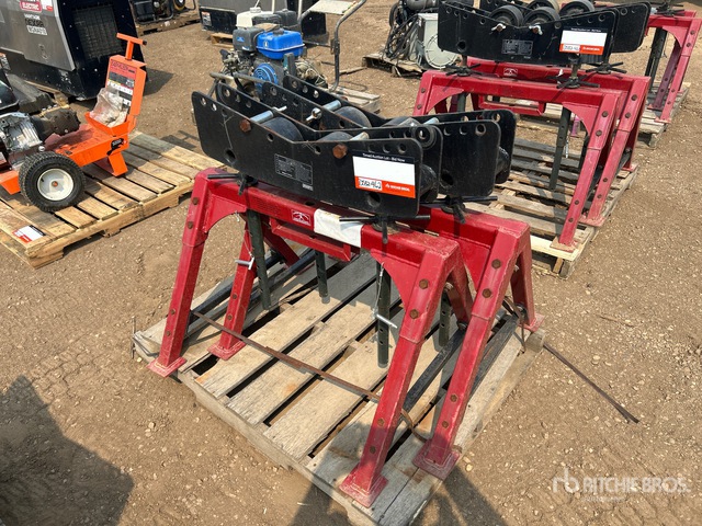 Quantity of (2) Javelin PR236 Roller Pipe Stand | Ritchie Bros. Auctioneers