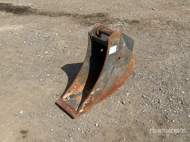 2020 Miller 270 mm Digging Excavator Bucket | Ritchie Bros. Auctioneers