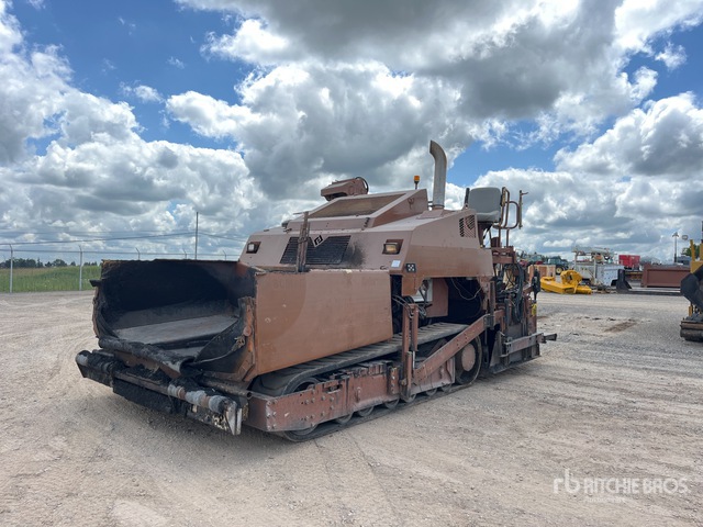 2016 Bomag CR462 Track Asphalt Paver | Ritchie Bros. Auctioneers