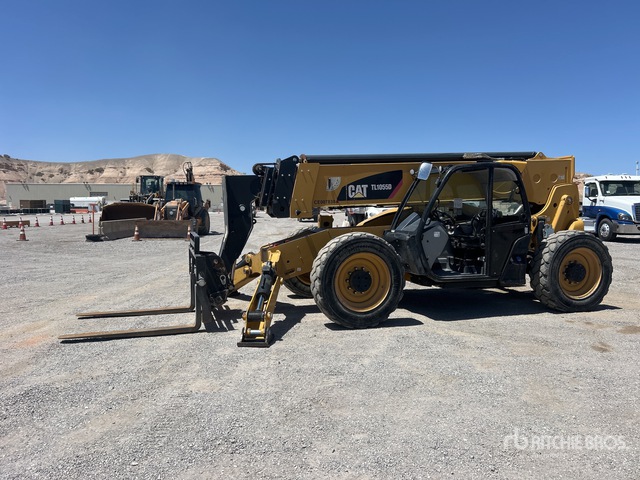 2017 Cat TL1055D Telehandler | Ritchie Bros. Auctioneers
