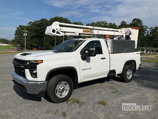 2022 Axion UR3410 27 ft on 2021 Chevrolet Silverado 2500HD 4x4 Bucket ...