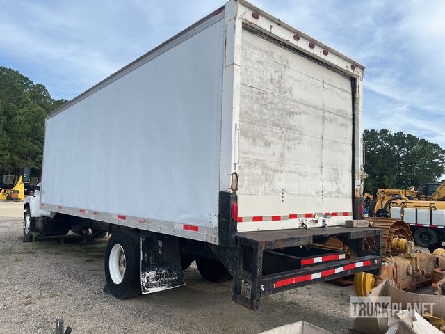 2005 GMC C7C042 C7500 4x2 Van Truck (Inoperable) in Florence, South ...