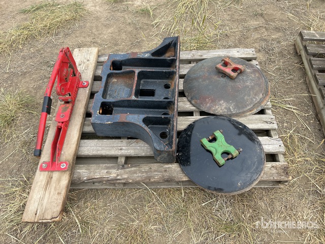Front Weight Bracket - To Fit Magnum Series | Ritchie Bros. Auctioneers
