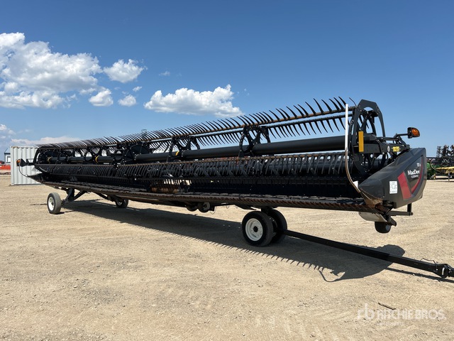 2021 MacDon FD140 40 ft Flex Draper Combine Header | Ritchie Bros ...