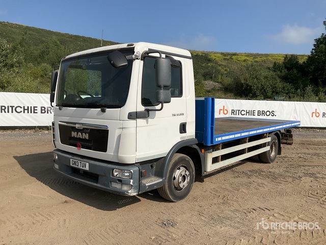 2013 MAN TGL 12.220 4x2 Flatbed Truck | Ritchie Bros. Auctioneers