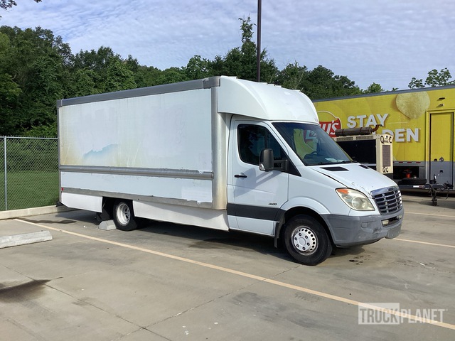 2009 Freightliner Sprinter Cargo Van in Baton Rouge, Louisiana, United ...