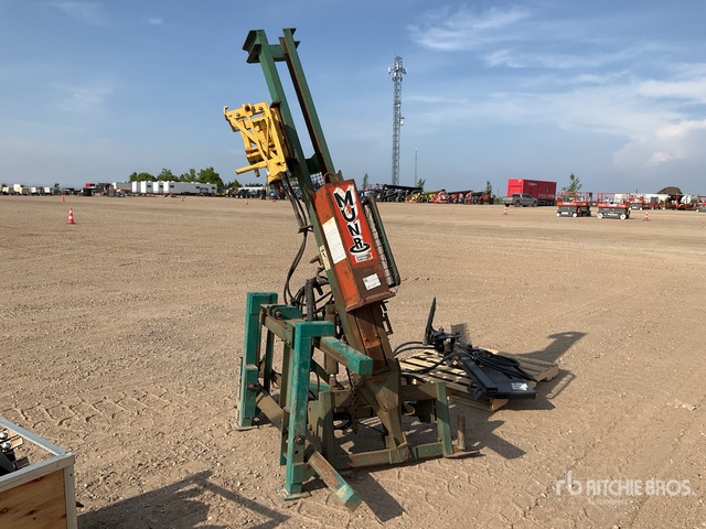Munro 3-Point Digger Driver | Ritchie Bros. Auctioneers