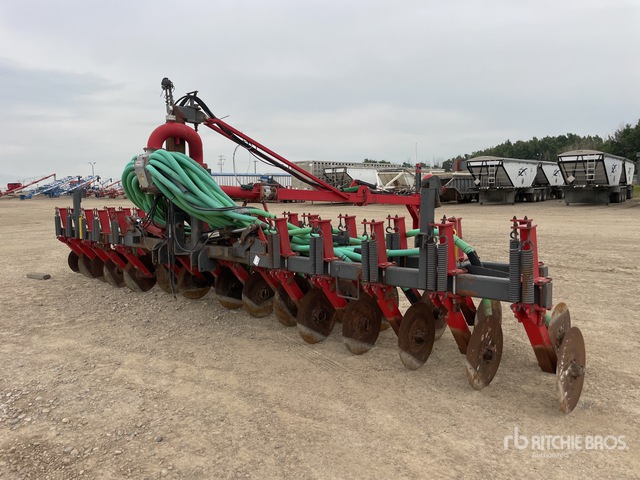 Hydro Engineering 30 ft 3-Point Liquid Manure Applicator | Ritchie Bros ...