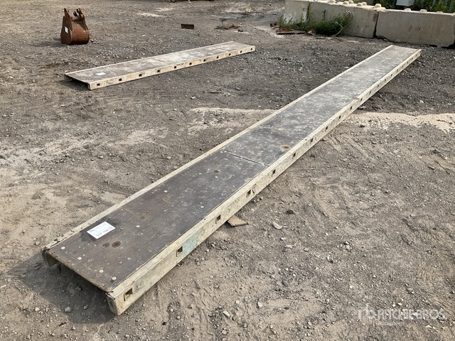 Staging board 6.1m | Ritchie Bros. Auctioneers