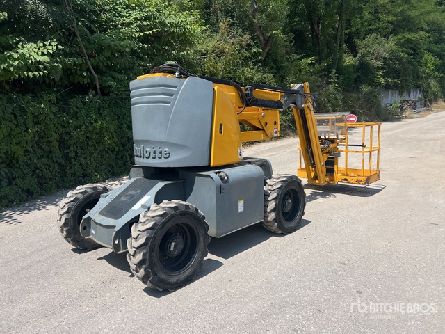 2019 Haulotte HA120PX 4WD Diesel Nacelle Articulee Articulating Boom Lift | Ritchie Bros ...