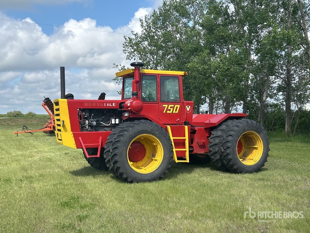 1976 Versatile 750 Series II Articulated Tractor | Ritchie Bros ...