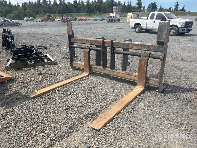 JRB 67.5 in Wheel Loader Forks | Ritchie Bros. Auctioneers