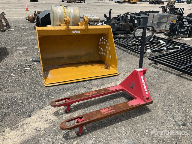 Raymond RJ50N 5500 lb Pallet Jack | Ritchie Bros. Auctioneers