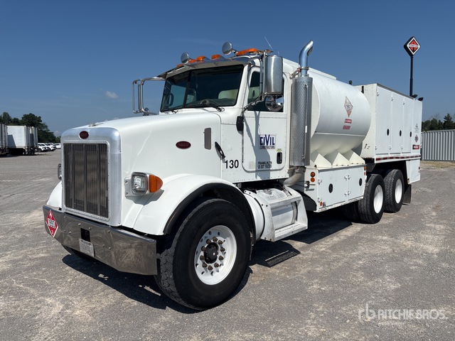 2007 Peterbilt 357 6x4 Fuel and Lube Truck | Ritchie Bros. Auctioneers