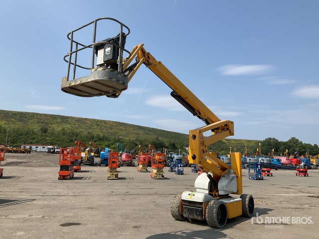 2014 Nifty-Lift HR15NDE 2WD Hybrid Articulating Boom Lift | Ritchie ...