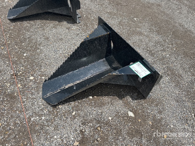 Kit Containers MSS-TS-24 24 in Skid Steer Stump Bucket (Unused ...