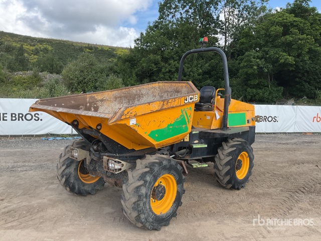 2015 JCB 6TST 6 ton 4x4 Swivel Dumper | Ritchie Bros. Auctioneers