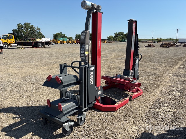 Quantity of (2) Snap-On 9 ton Portable Electric/Cart Vehicle Lift ...