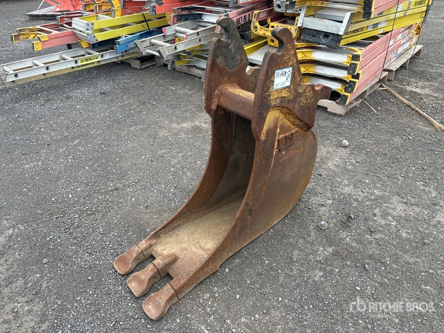 Cat 14 in Q/C Digging Backhoe Rear Bucket - Fits Cat 420F | Ritchie ...