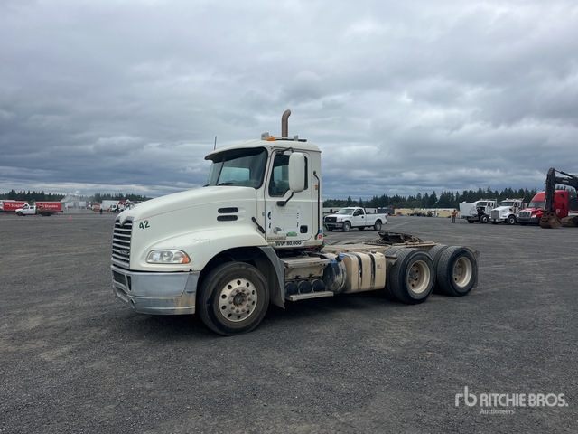 2017 Mack CXU613 6x4 T/A Day Cab Truck Tractor | Ritchie Bros. Auctioneers