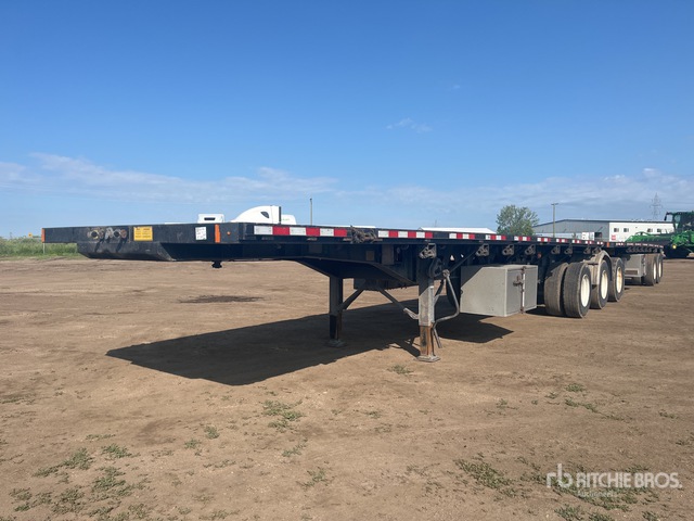 2020 BWS 32 ft Super B-Train Flatbed Trailer | Ritchie Bros. Auctioneers