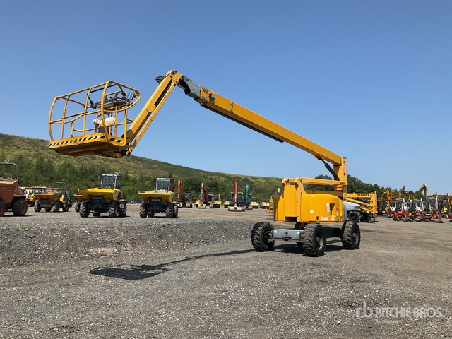 2012 Haulotte HA260PX 4WD Diesel Articulating Boom Lift | Ritchie Bros ...
