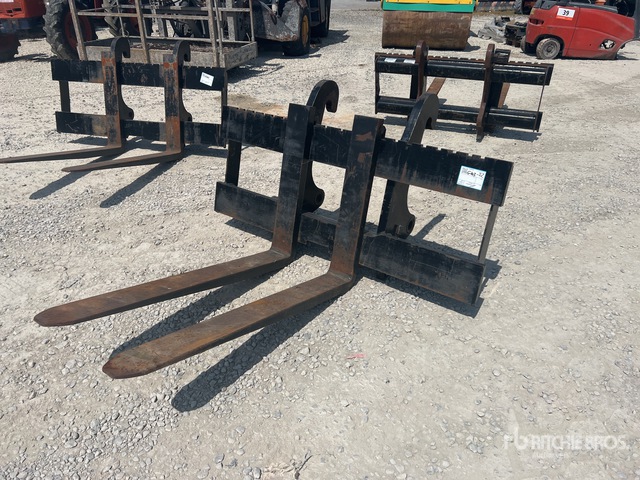 Wheel Loader Forks | Ritchie Bros. Auctioneers