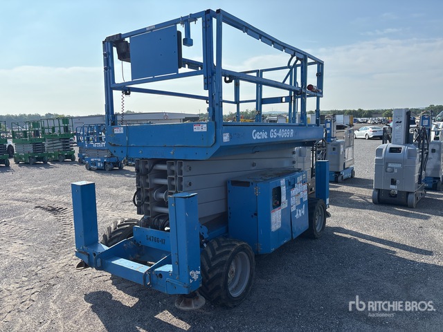 2012 Genie GS-4069 RT 4x4 Diesel Elevador de tijera | Ritchie Bros ...
