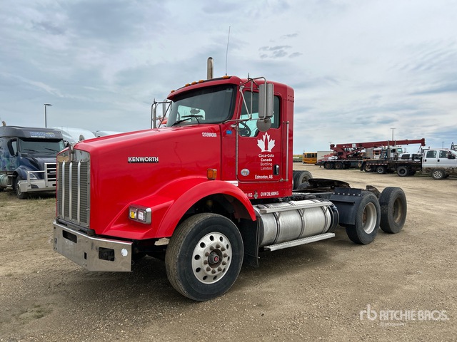 2013 Kenworth T800 6x4 Day Cab Prime Mover (Inoperable) | Ritchie Bros. Auctioneers