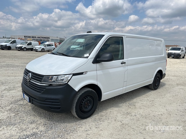 2021 Volkswagen Transporter 4x4 2.0 TDI BlueMotion SCR 110kW 6-speed ...