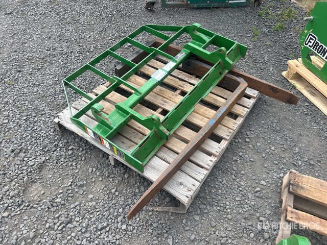 2021 Frontier PFL2042 48 in Tractor Pallet Forks | Ritchie Bros ...