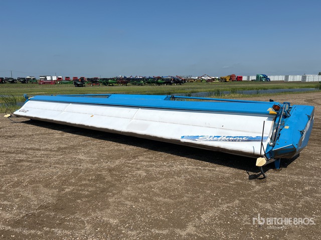 Shelbourne Reynolds CV32 32 ft Stripper Combine Header | Ritchie Bros ...