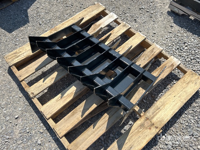2025 Kit Containers QT-RR-70 32 in Mini Skid Steer Root Rake | Ritchie ...