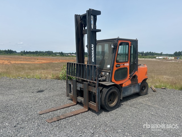 2012 Doosan D45S-5 9100 lb Pneumatic Tire Forklift (Inoperable ...