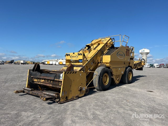 2014 Weiler E2850 Wheel Asphalt Transfer Machine | Ritchie Bros ...